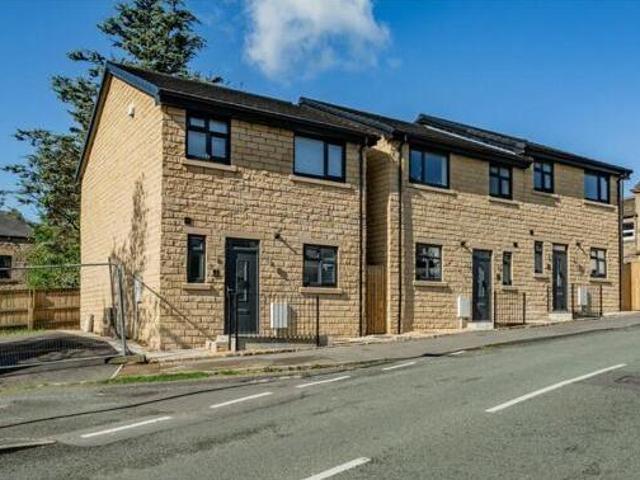 Hartshead Street, Wellington Mews, Lees, 3 Bedroom Detached