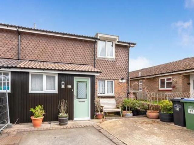 Harvard Close, Lewes, 3 Bedroom Terraced
