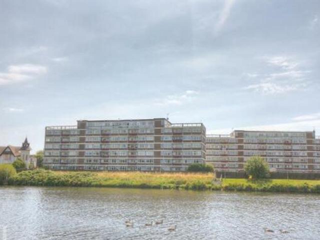 Harvard House, Wilford Lane, 2 Bedroom Apartment