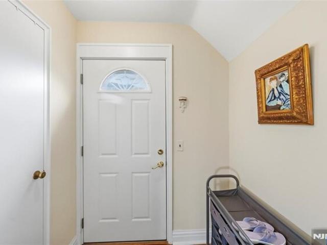 Harvard Pl, Fort Lee, Home For Sale