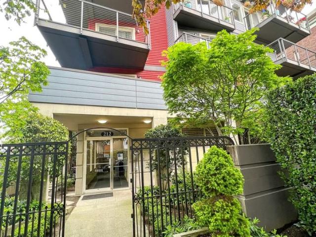 Harvard Vista 1 Bedroom Apartment for Rent at 212 Harvard Ave E, Seattle, WA 98102 Broadway