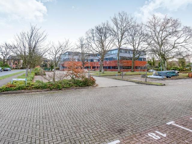 Harvest Crescent, Fleet, Hampshire GU51, 1 bed flat to rent, £1,150 pcm | PrimeLocation