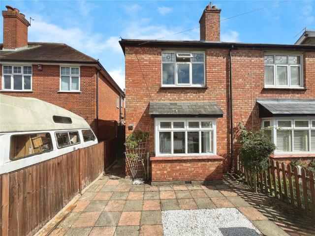 Harvest Road, Englefield Green, Egham, Surrey, TW20 0QR