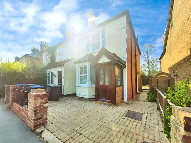 Harvest Road, Englefield Green, Egham, Surrey TW20, Room to rent, £825 pcm | PrimeLocation