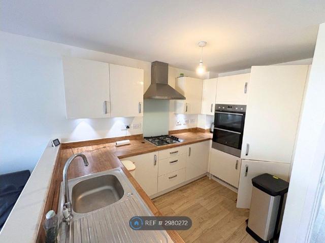 Harvest Way, Bristol BS35, 4 bed semi detached house to rent, £1,950 pcm | PrimeLocation