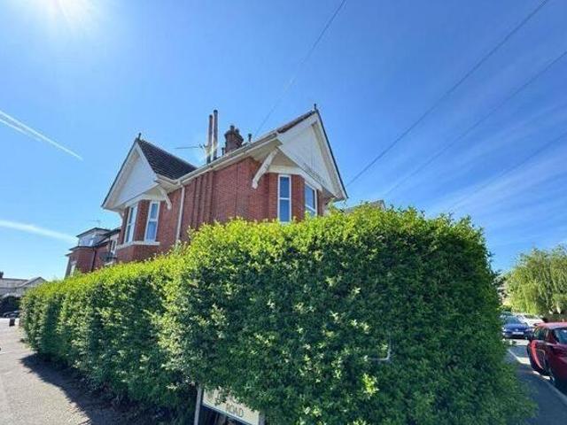 Harvey Road, Bournemouth, 3 Bedroom Flat