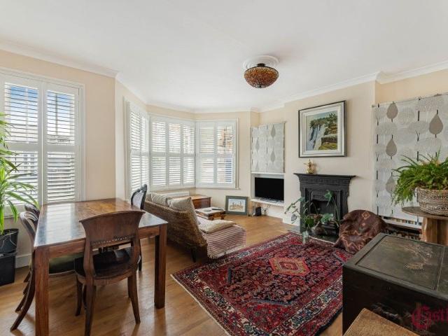 Harvey Road, Hornsey N8, 3 bed flat to rent, £3,250 pcm | PrimeLocation