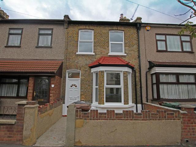 Harvey Road, Leytonstone E11 4 bed terraced house to rent £2,800 pcm £646 pw