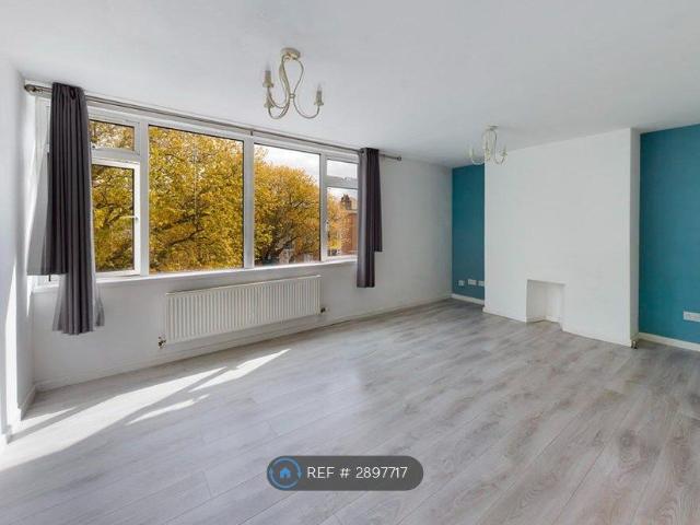 Harwell Court, Plymouth PL1, 2 bed flat to rent, £1,150 pcm | PrimeLocation