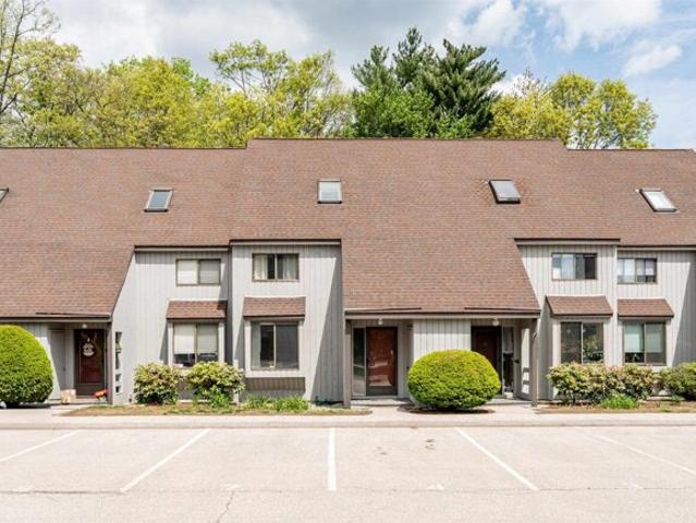 Harwich Ct, Merrimack, Condo For Sale