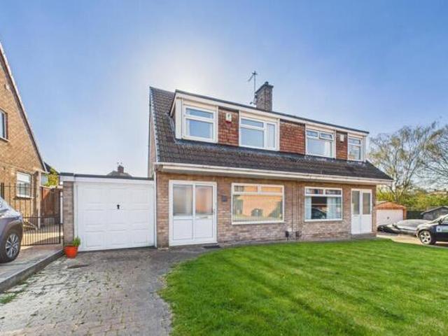 Harwood Close, Arnold, 3 Bedroom Semi detached