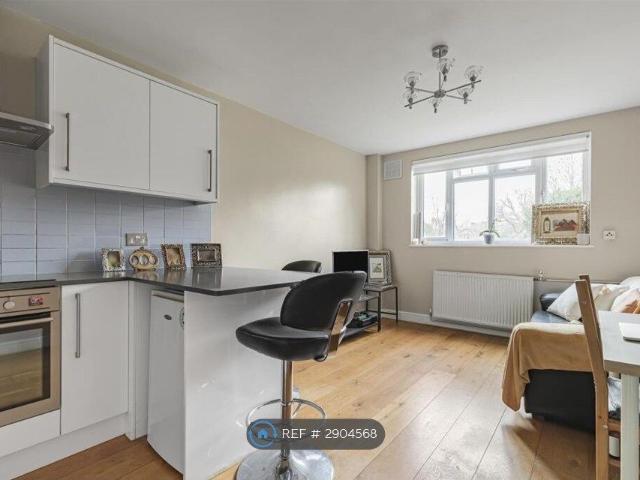 Harwood Court, London SW15, 1 bed flat to rent, £1,600 pcm | PrimeLocation