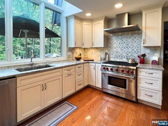 Harwood Pl, Paramus, Home For Sale