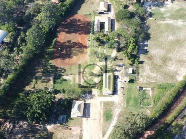 Haras à venda em Itu SP: 8 quartos, 4 salas, 4 banheiros, 4 vagas de garagem, 273.000m² de área!