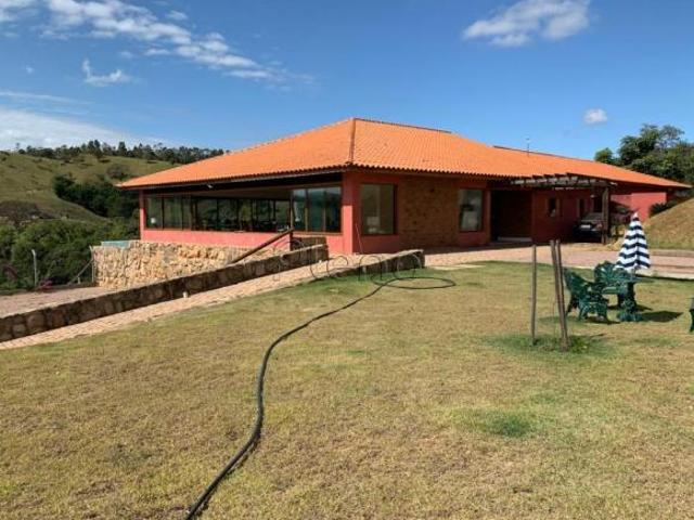 Haras à venda em Jaguariúna, Área Rural de Jaguariúna, com 4 suítes, com 5.5 m²