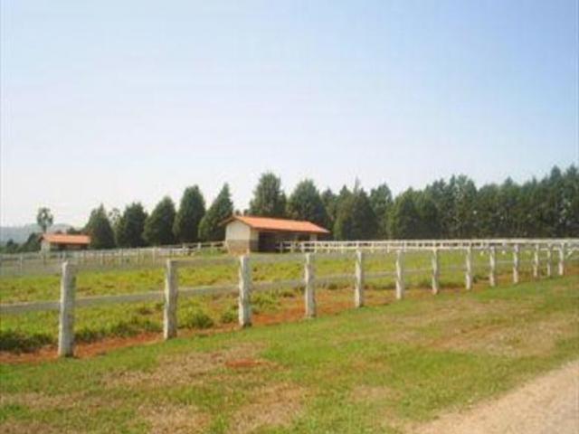 Haras com 10 dorms à venda no Salto de Pirapora/SP