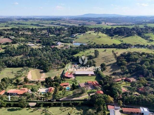 Haras em condomínio fechado Porto Feliz