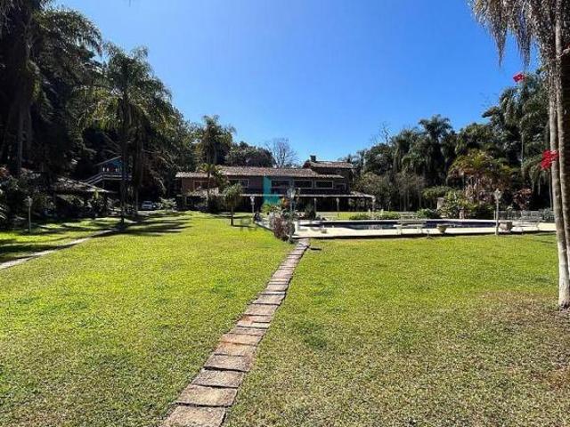 HARAS LUXUOSO PRÓXIMA Á BRAGANÇA PAULISTA SP