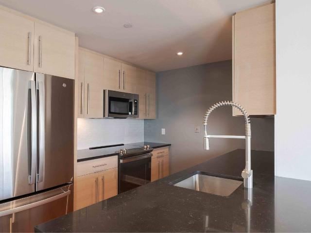 Harborview at the Navy Yard 1 Bedroom Apartment for Rent at 250 1st Ave, Boston, MA 02129 Thompson Square Bunker Hill