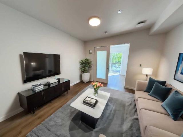 Harbor Flats 1 Bedroom Apartment for Rent at 3417 Harbor Ave Sw, Seattle, WA 98126 North Admiral