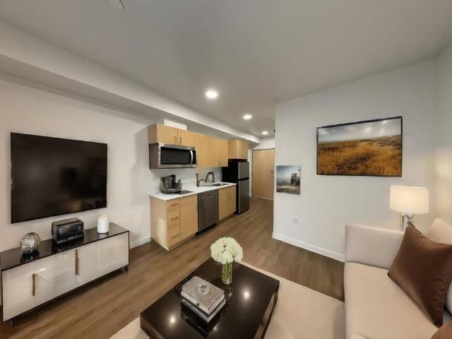 Harbor Flats 1 Bedroom Apartment for Rent at 3417 Harbor Ave Sw, Seattle, WA 98126 North Admiral
