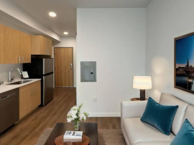 Harbor Flats 1 Bedroom Apartment for Rent at 3417 Harbor Ave Sw, Seattle, WA 98126 North Admiral