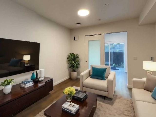 Harbor Flats 1 Bedroom Apartment for Rent at 3417 Harbor Ave Sw, Seattle, WA 98126 North Admiral