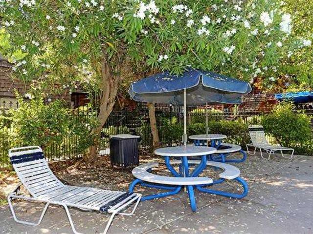 HARBOR ISLE 1 Bedroom Apartment for Rent at 8429 Mariners Dr, Stockton, CA 95219 Bear Creek