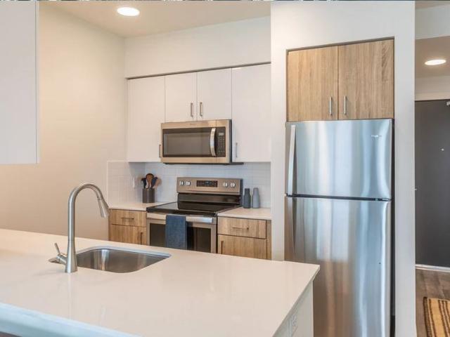 Harbor Sky 1 Bedroom Apartment for Rent at 1055 N Anchor Way, Portland, OR 97217 Bridgeton