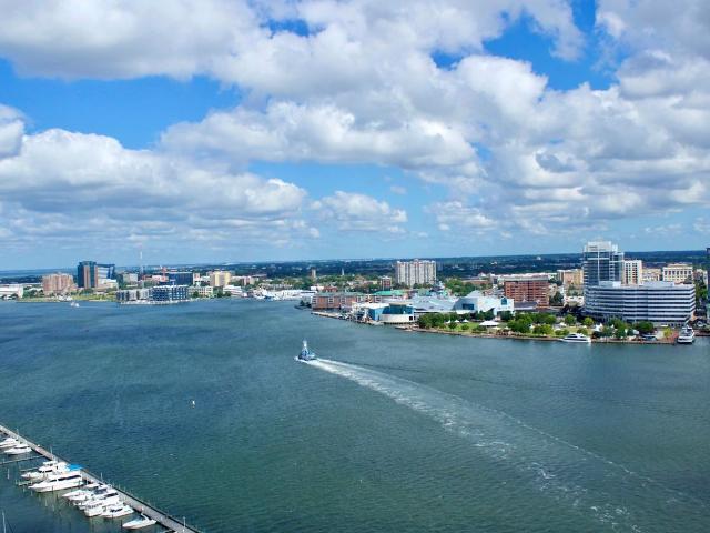 Harbor Tower Apartments 2 Bedroom Apartment for Rent at 1 Harbor Ct, Portsmouth, VA 23704
