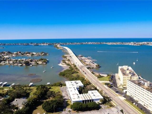 Harbor View Ln Apt,belleair Bluffs, Condo For Sale