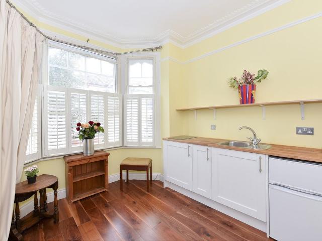Harbord Street, Fulham, London SW6, Studio to rent, £1,200 pcm | PrimeLocation