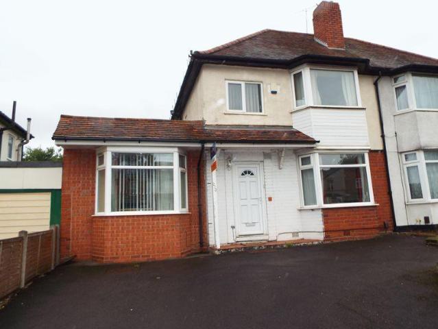 Harborne Lane, Selly Oak, Birmingham. 5 bed semi detached house to rent £2,167 pcm £500 pw