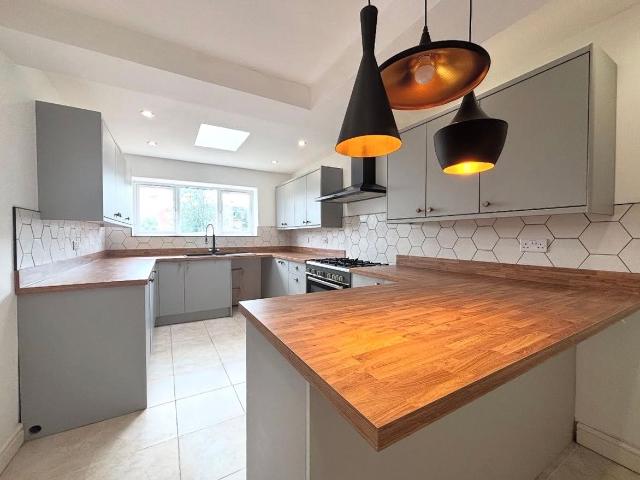 Harborough Road, Oadby LE2, 3 bed semi detached house to rent, £1,600 pcm | PrimeLocation
