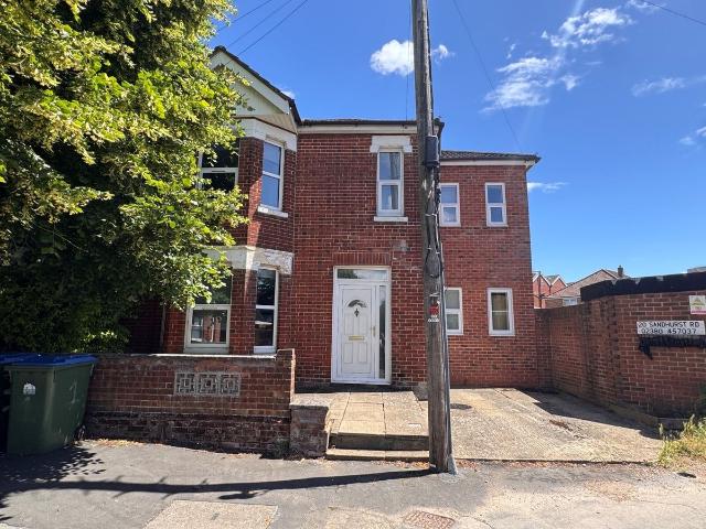 Harborough Road, Southampton, Hampshire SO15, Room to rent, £650 pcm | PrimeLocation