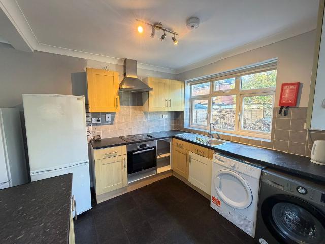 Harborough Road, Southampton SO15, 5 bed property to rent, £2,150 pcm | PrimeLocation