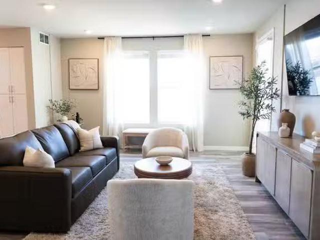 Harbour Cove Drive
