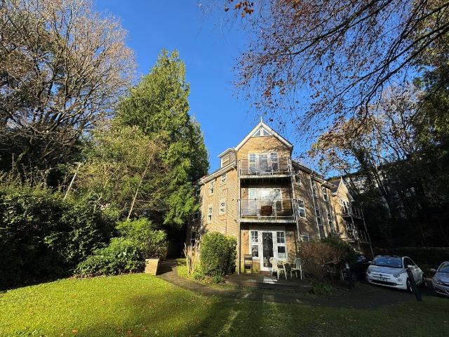 Harbour Lights BH14, 2 bed flat to rent, £1,350 pcm | PrimeLocation