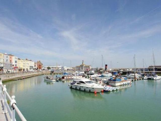 Harbour Parade, Ramsgate, 2 Bedroom Flat