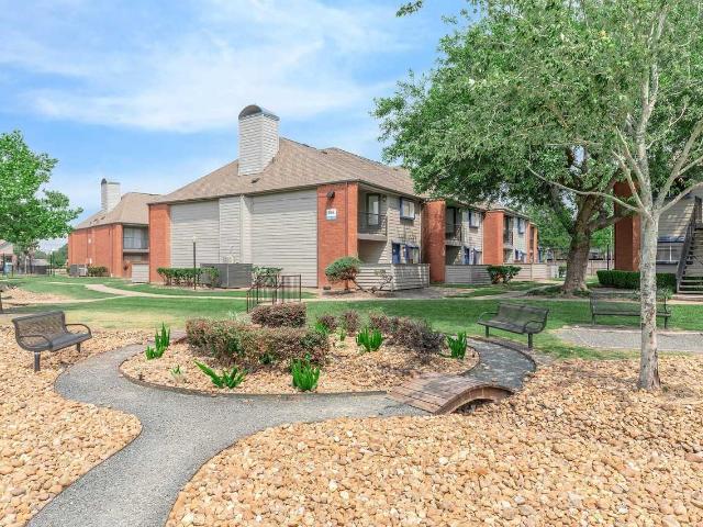 Harbour Point 1 Bedroom Apartment for Rent at 16460 Galveston Rd, Webster, TX 77598 Webster