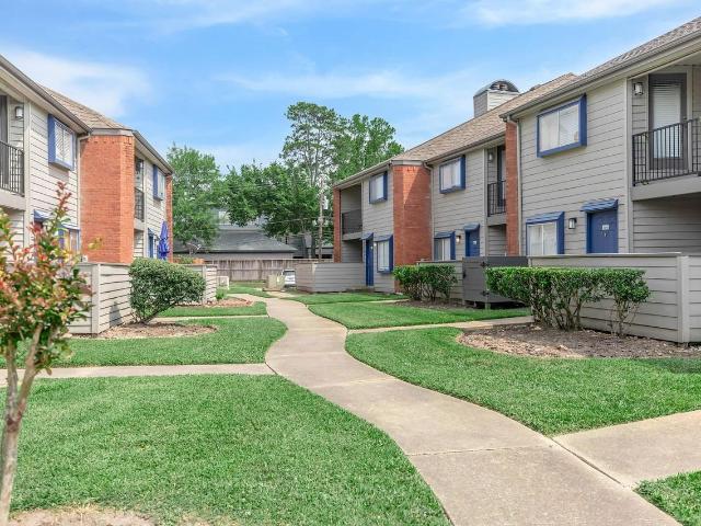 Harbour Point 1 Bedroom Apartment for Rent at 16460 Galveston Rd, Webster, TX 77598 Webster