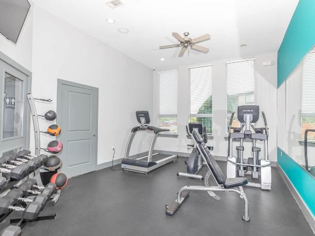 Harbour Point 2 Bedroom Apartment for Rent at 16460 Galveston Rd, Webster, TX 77598 Webster