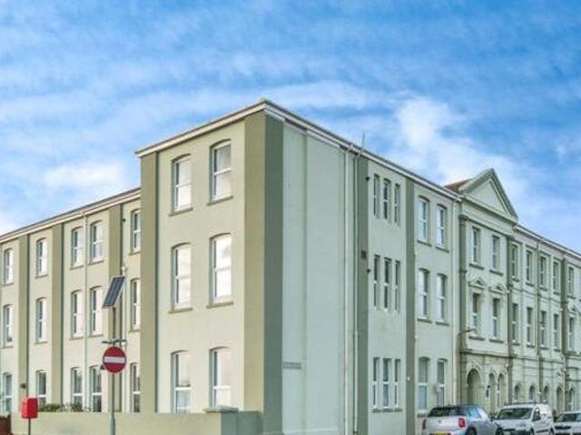 Harbour Road, Seaton, 2 Bedroom Flat