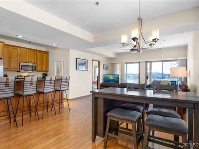 Harbour Towne Dr E Unit,lake Ozark, Condo For Sale