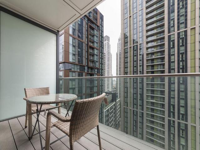Harbour Way, London E14 Studio to rent £2,000 pcm £462 pw