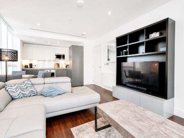 Harbour Way, London E14, 2 bed flat to rent, £3,300 pcm | PrimeLocation