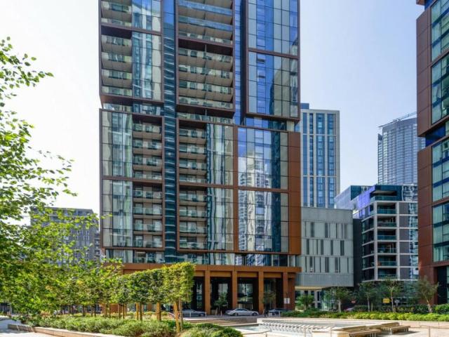 Harbour Way, London E14, 3 bed flat to rent, £4,450 pcm | PrimeLocation