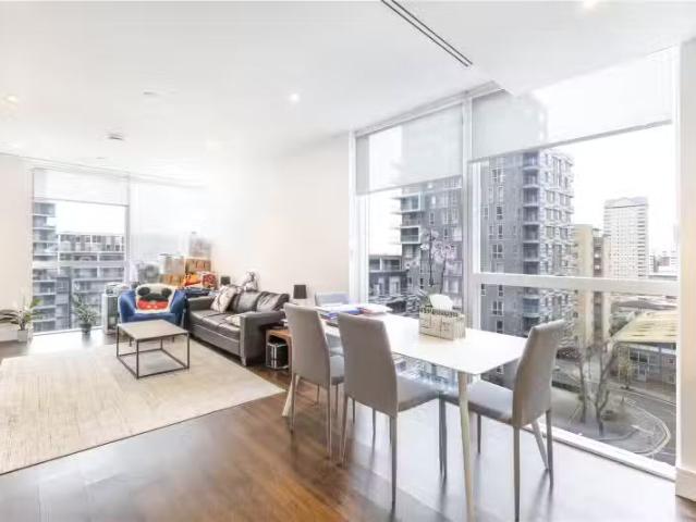 Harbour Way, London, E14 9DX