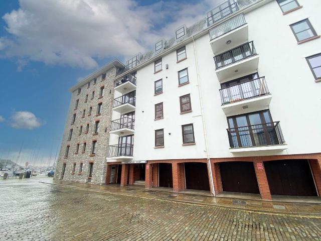 Harbourside Court, The Hoe PL4, Studio to rent, £685 pcm | PrimeLocation