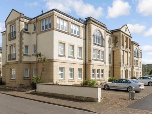 Harbourside, Inverkip, 2 Bedroom Flat